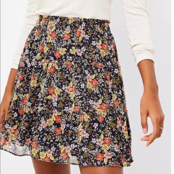 LOFT | Skirts | Loft Floral Tiered Mini Skirt Ruffle Pull On Skirt ...